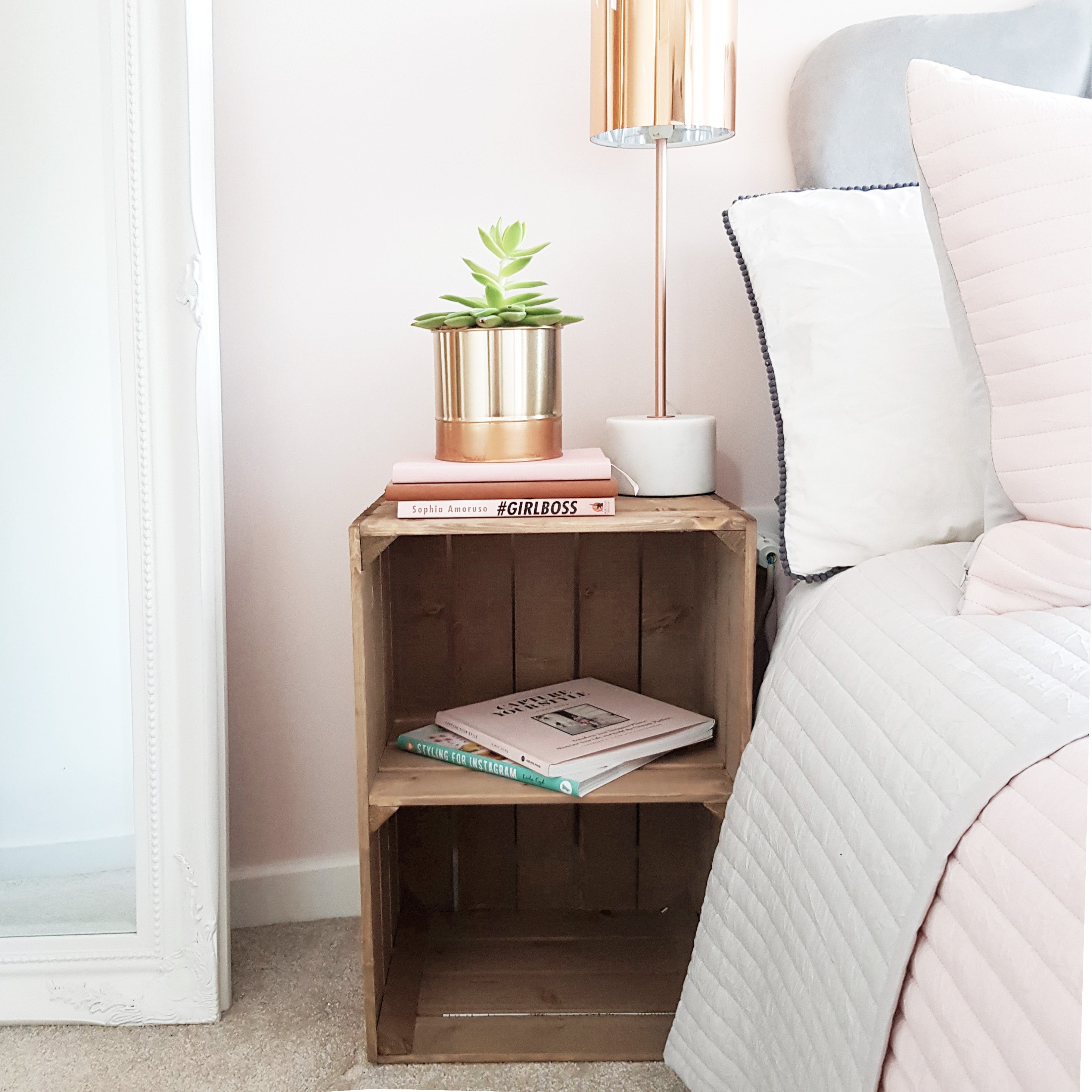 BEDSIDE TABLE - RUSTIC APPLE CRATE - Night stand – Apple Crates
